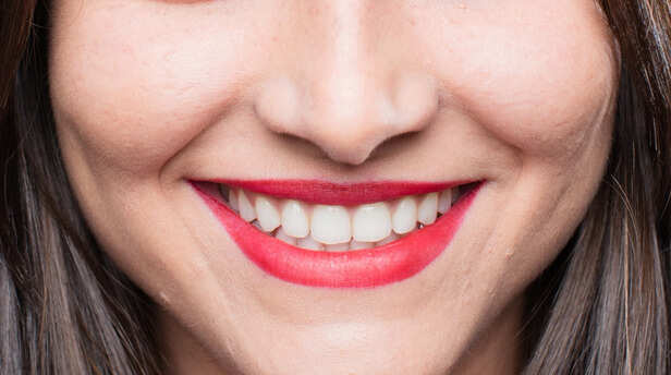 Real vs fake smile: How to tell the difference easily