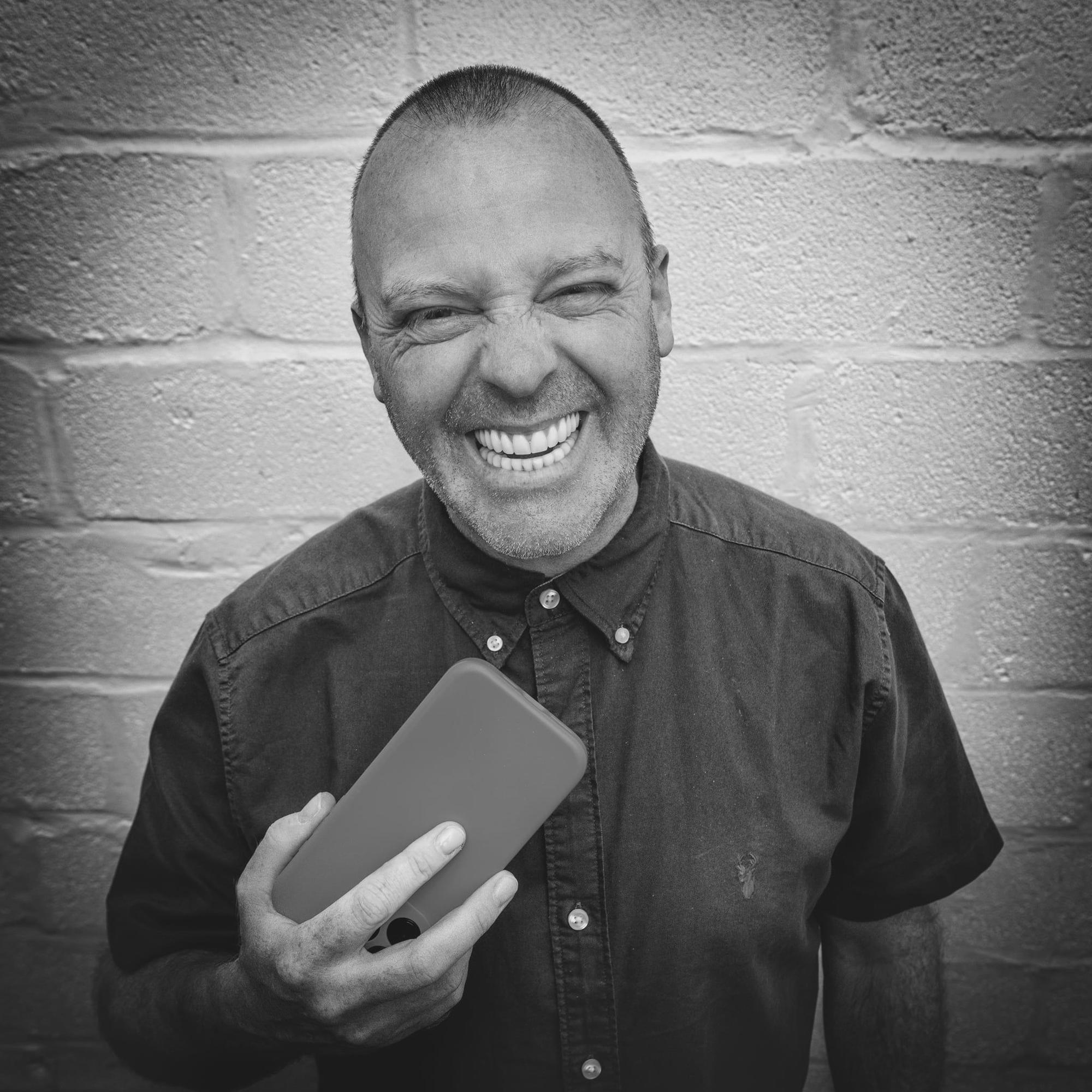 Internet sensation Tiny Tim returns to Portobello