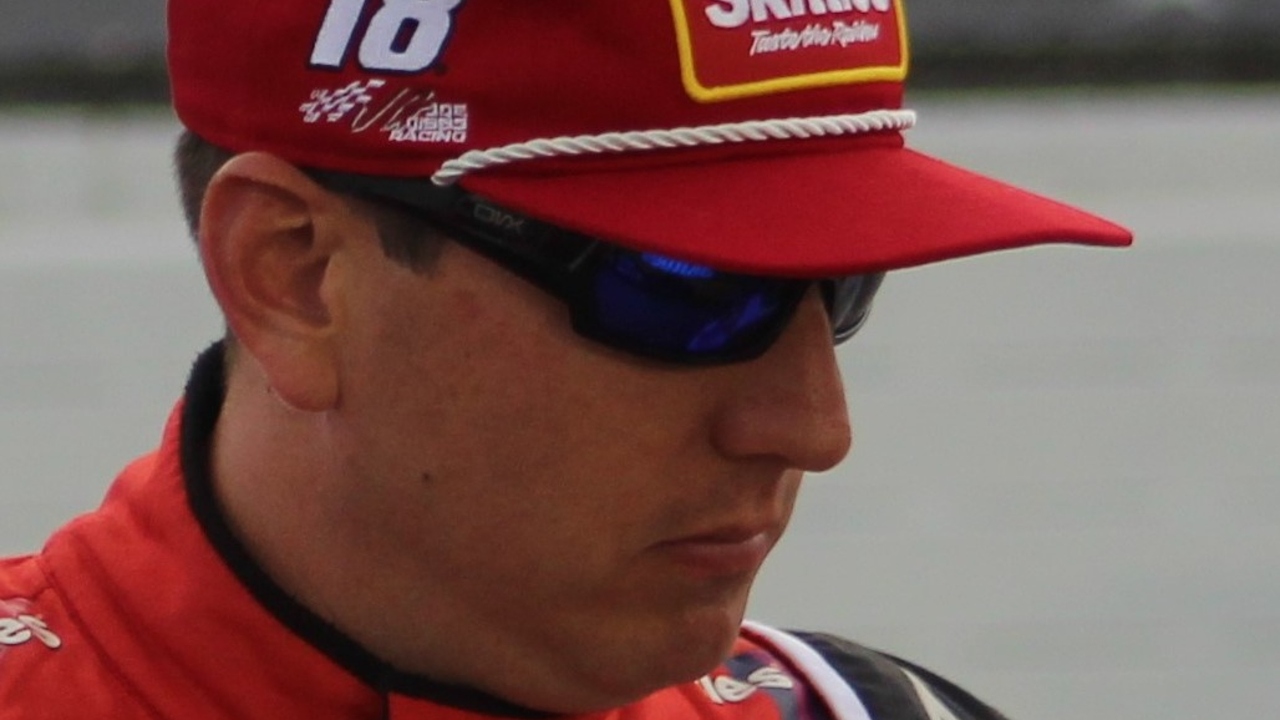 Kyle Busch’s 3-year-old daughter proves she has the racing gene in ...