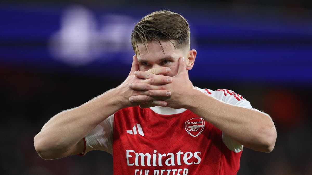 Why does Viktor Gyokeres do his 'mask' celebration?
