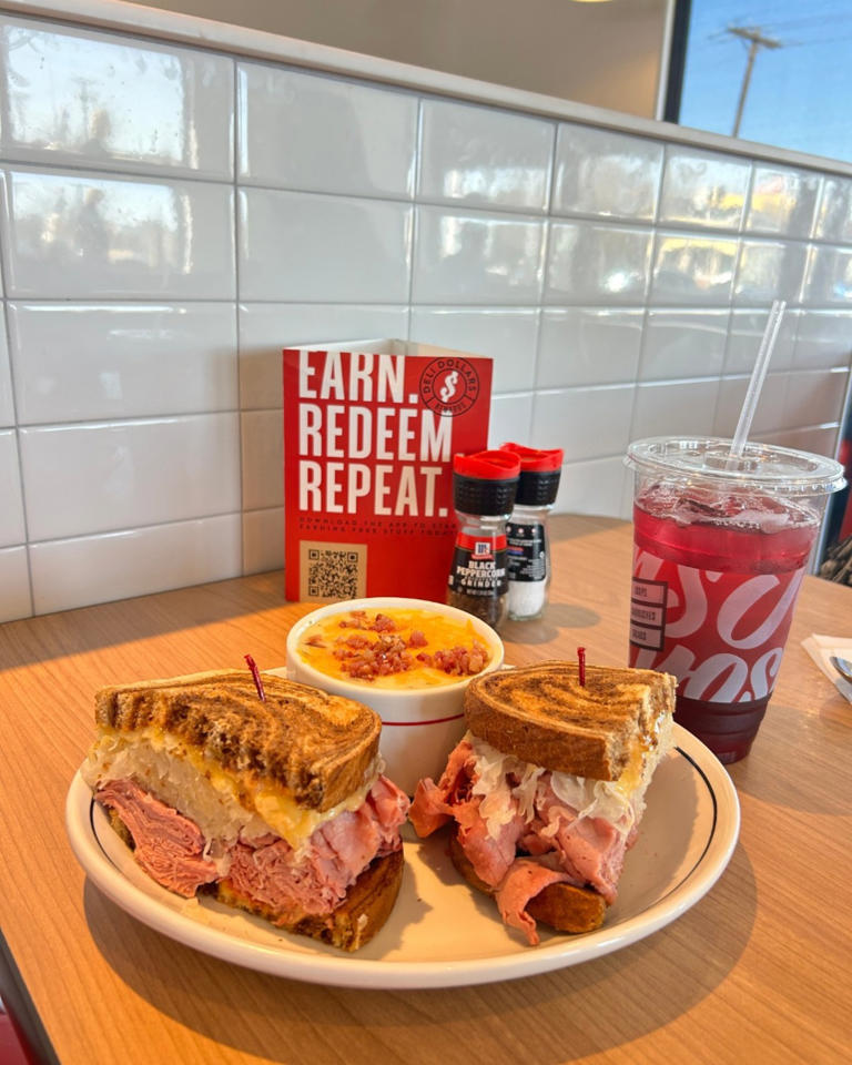 Jason’s Deli to open in Live Oak