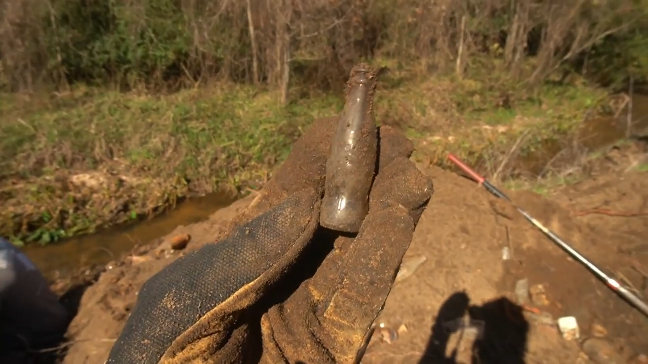 Could this be the world’s smallest Coca Cola bottle?