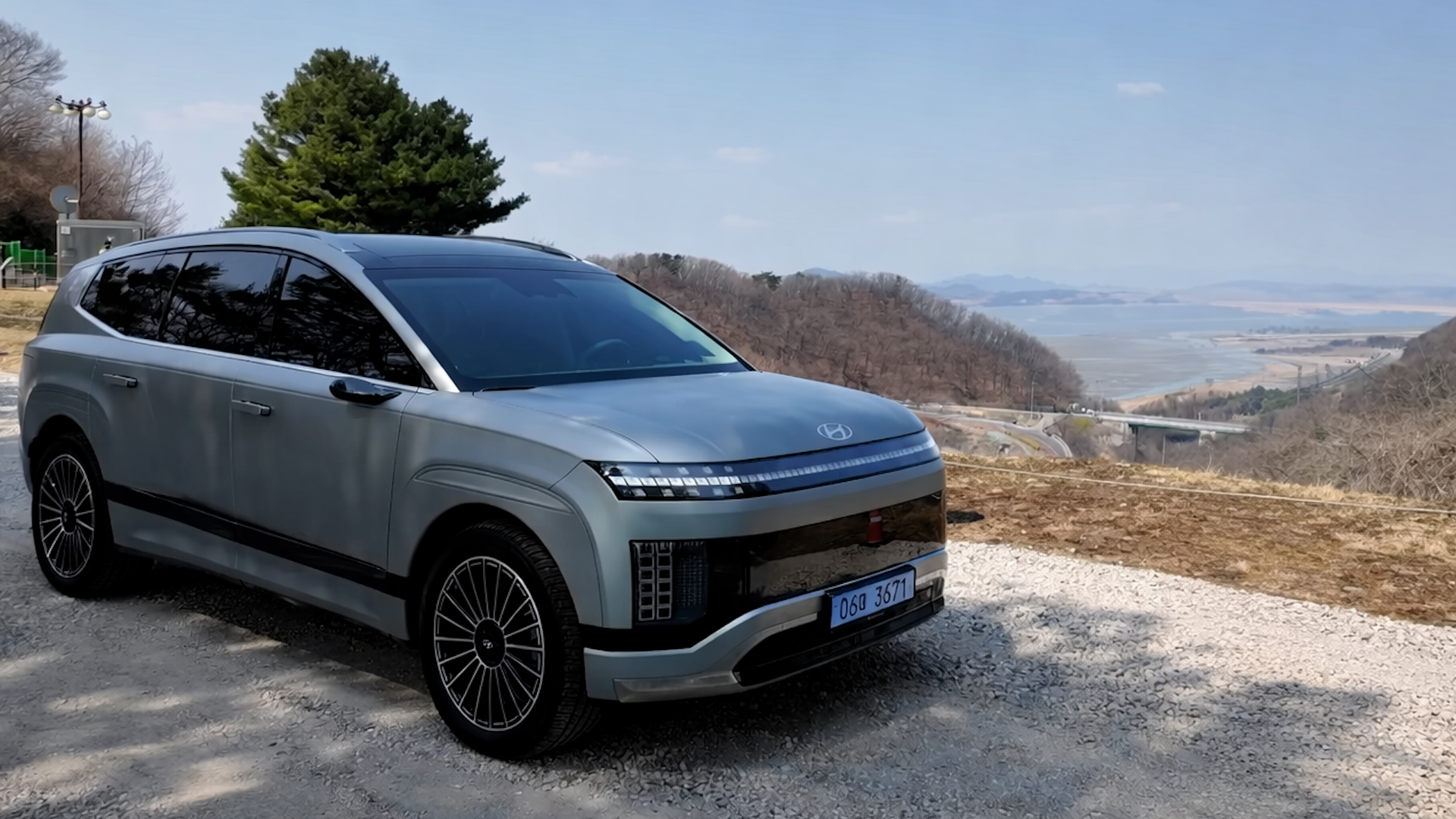 Does the Ioniq 9 have enough space inside?