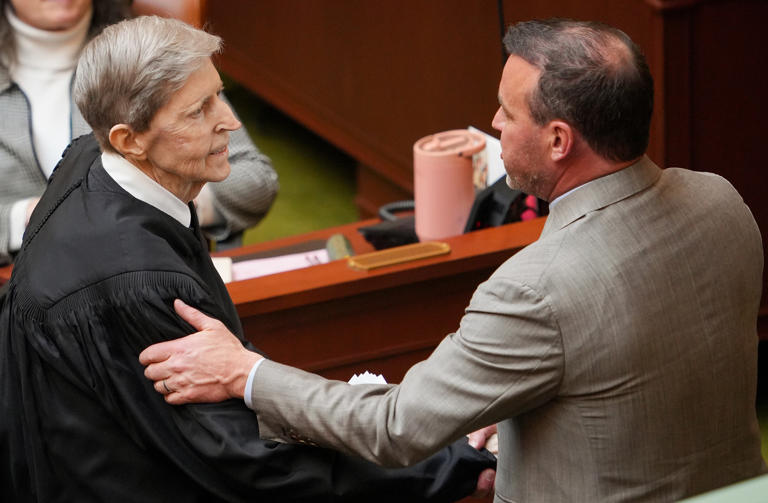Chief justice says disagreement is healthy, but wants lawmakers to stop ...
