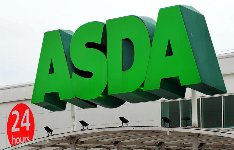 Asda plans to relocate online clothing staff