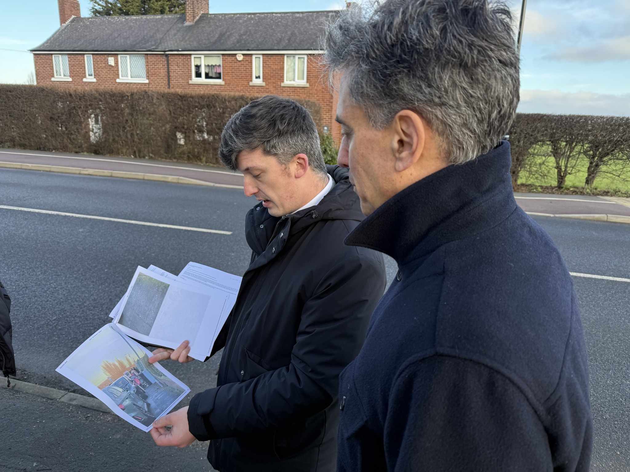 Ed Miliband calls for 20mph speed limit on main road outside Doncaster ...