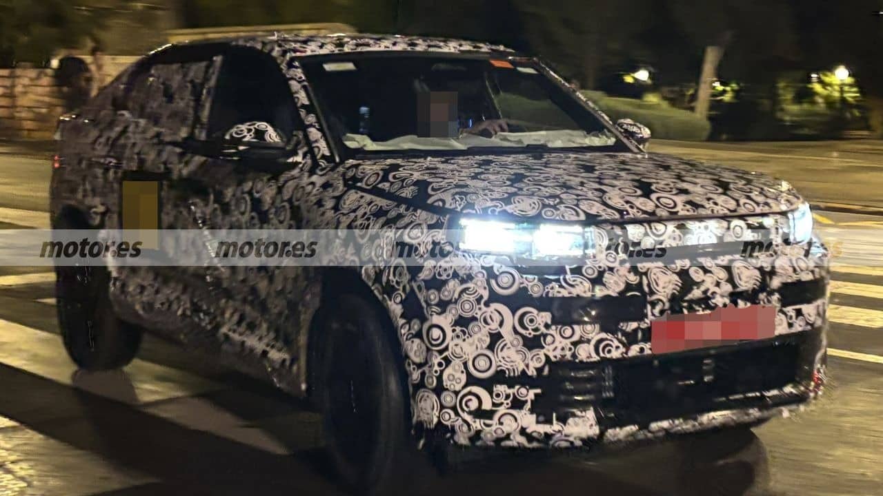 FIAT Panda Fastback 2026: nuove foto spia svelano il design della ...