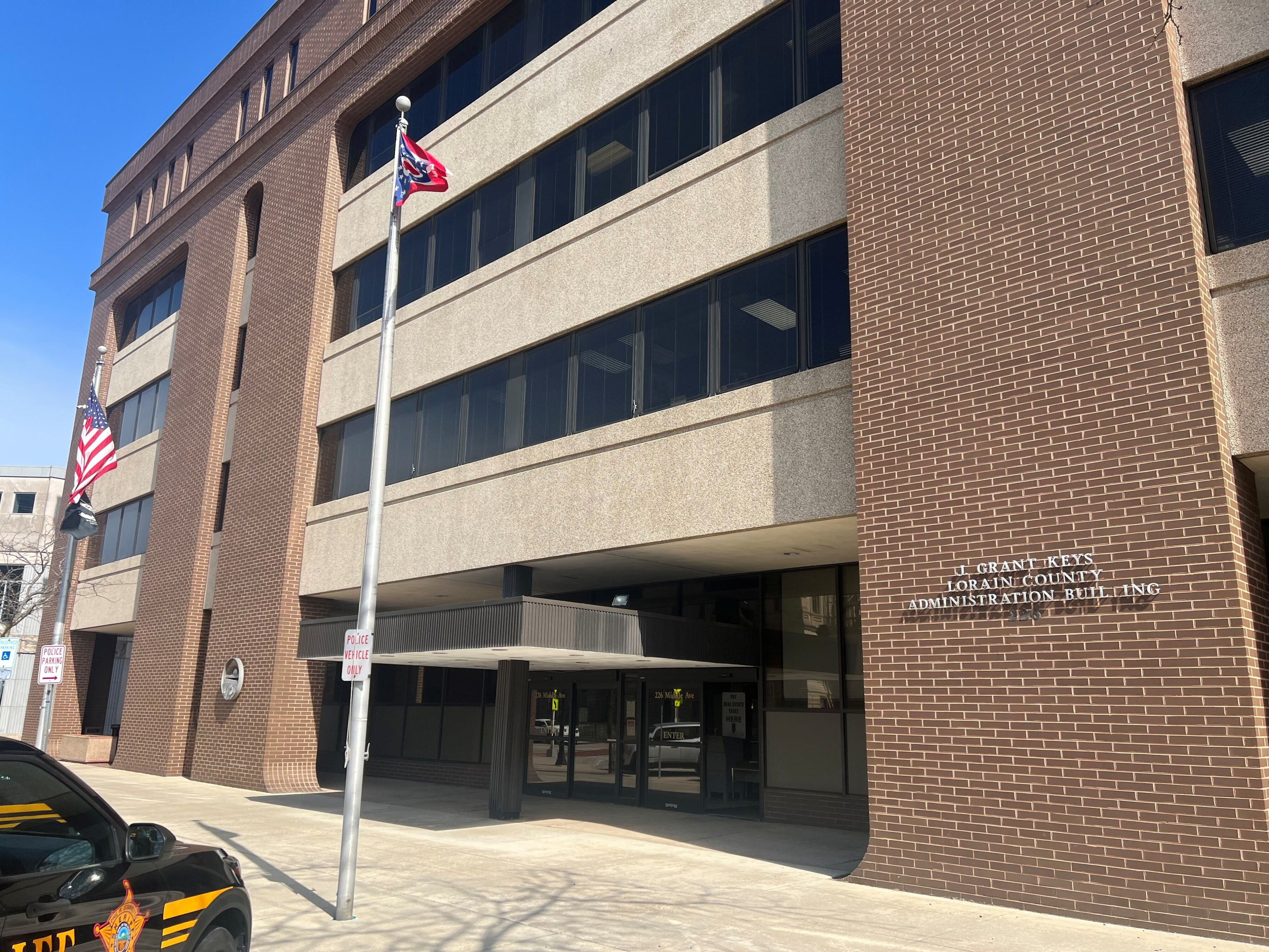 Lorain County recognizes 911 dispatchers as first responders with ...