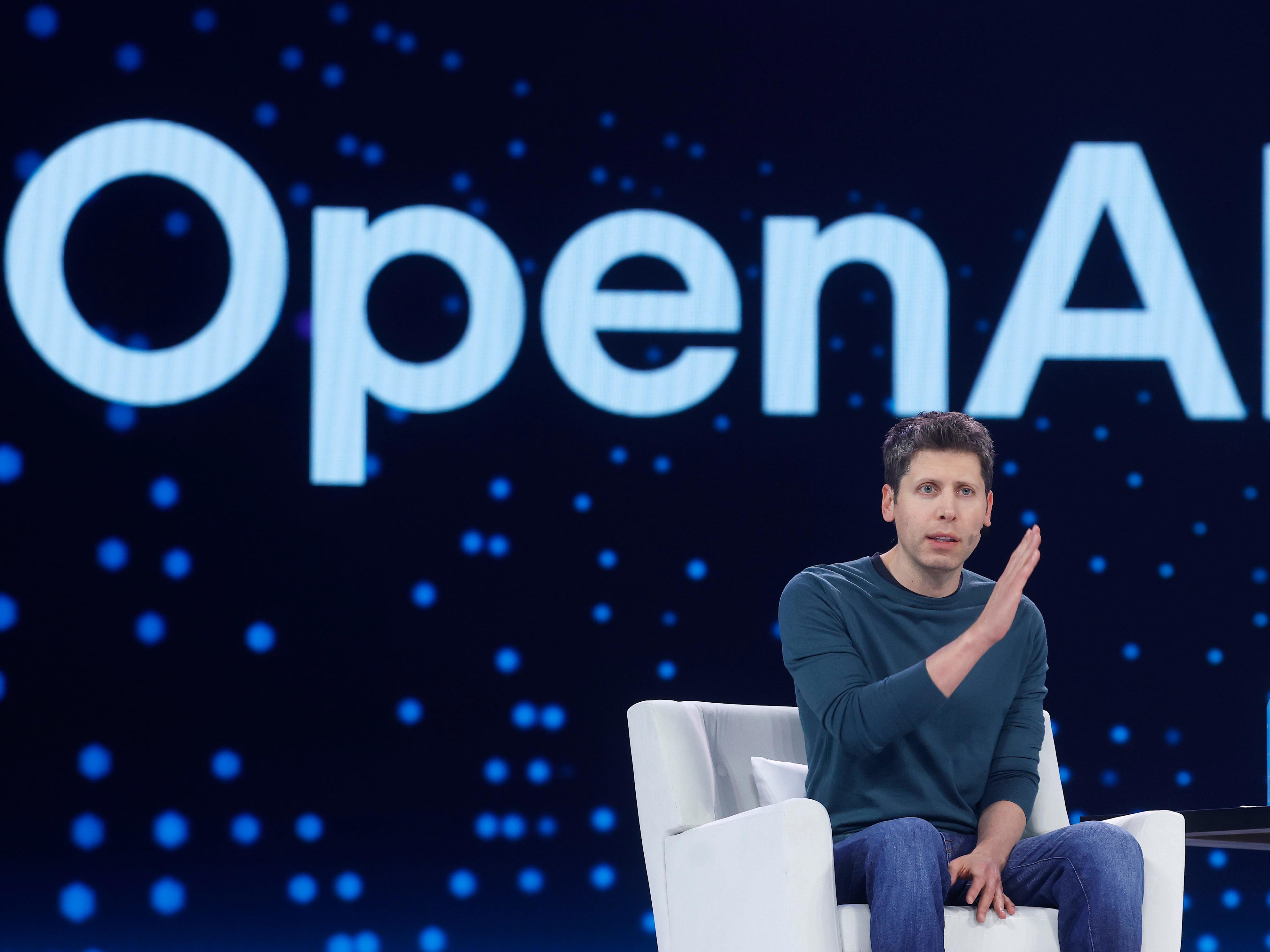 A veteran investor tears into OpenAI 'chaos' and says the market's ...