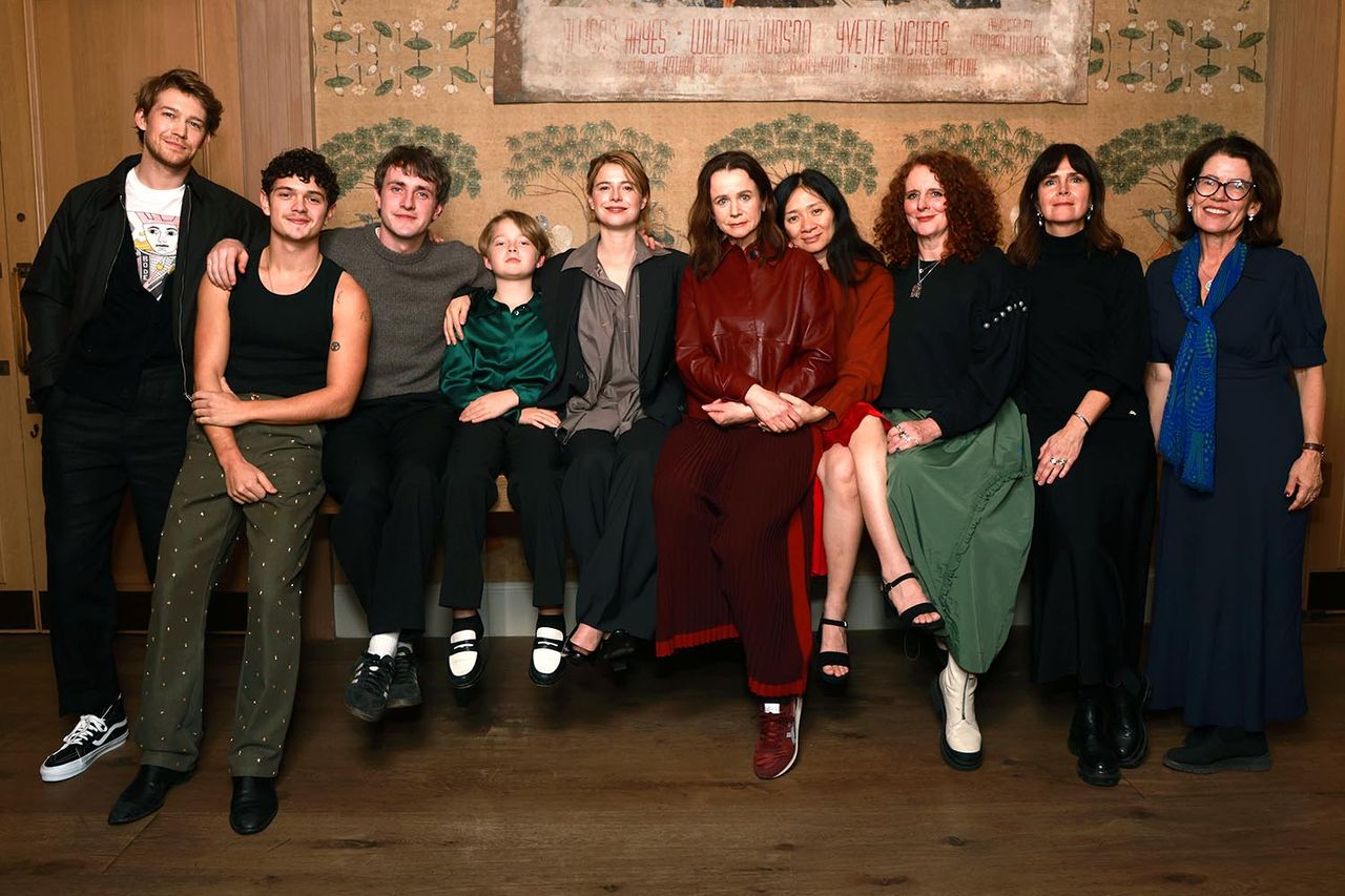 Paul Mescal, Chloé Zhao and Maggie O'Farrell share how 'Hamnet' lets ...