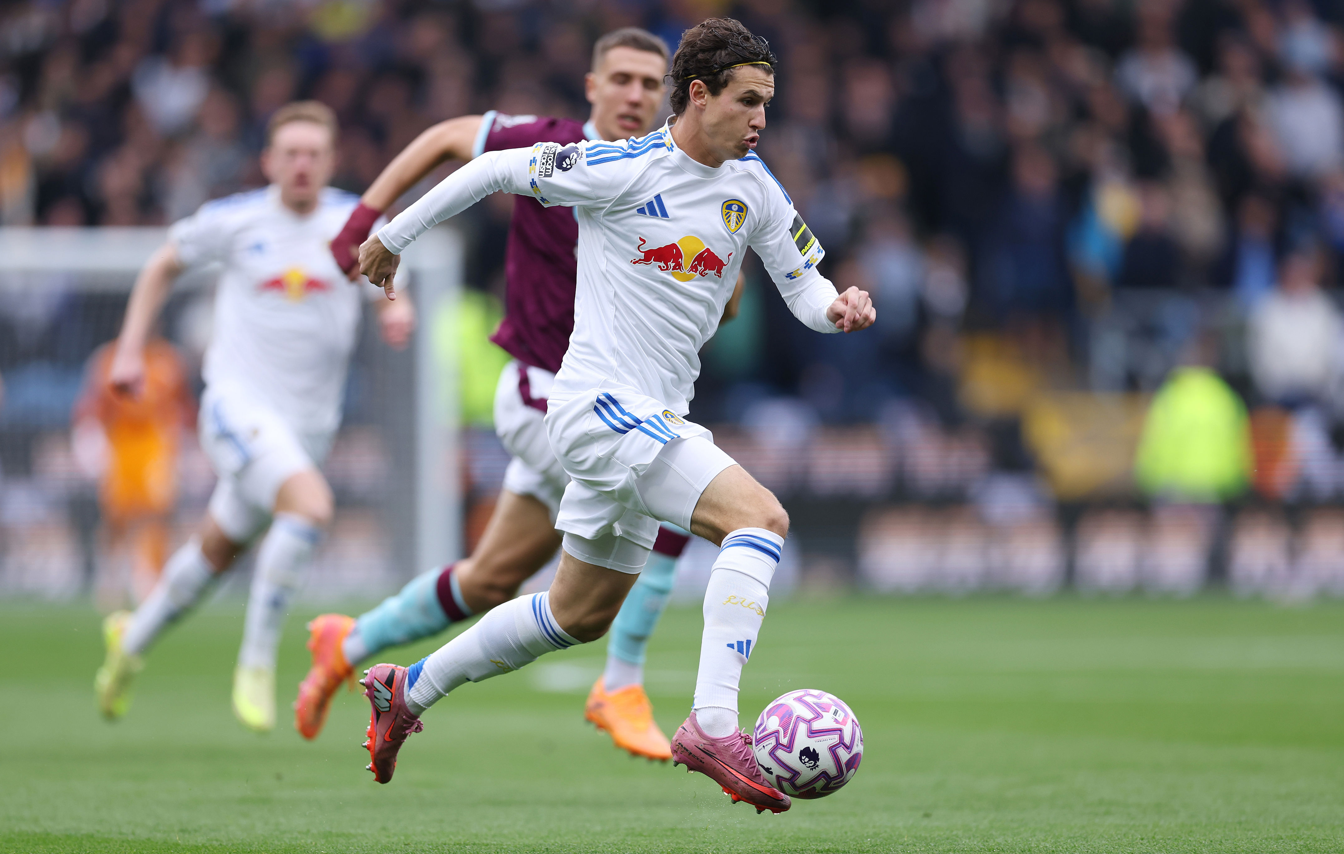 Leeds United's lofty position in Premier League form table vs Everton ...