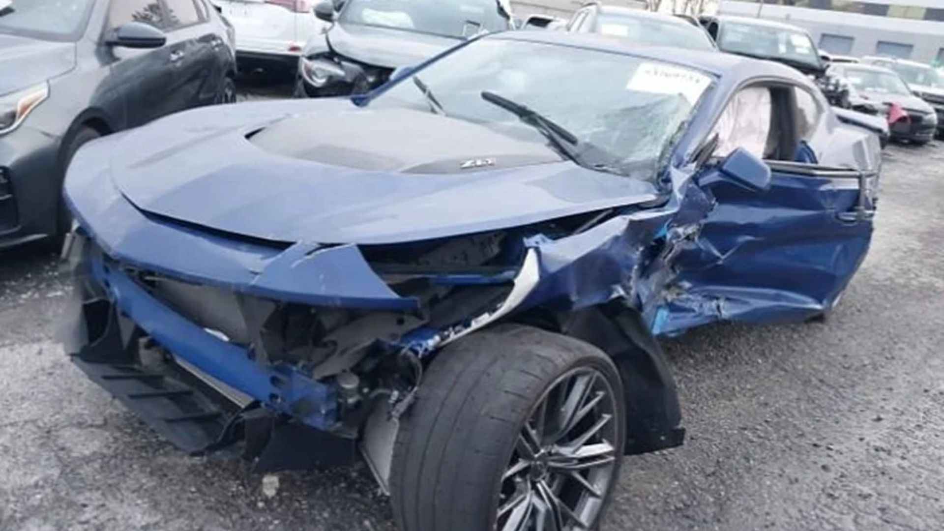 Badly beat up 2023 Chevrolet Camaro ZL1 heads to auction as a salvage car