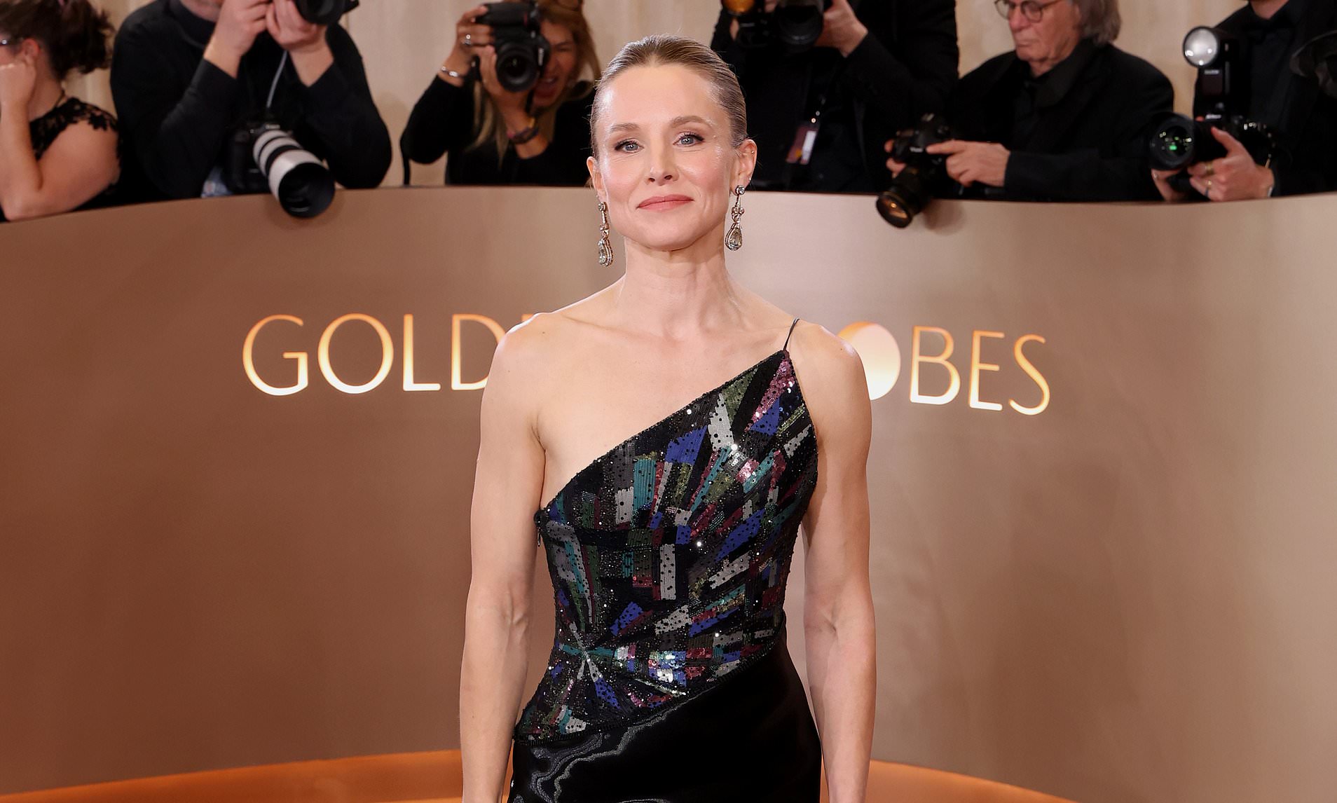 Kristen Bell is returning as host to SAG's Actor Awards for the third time