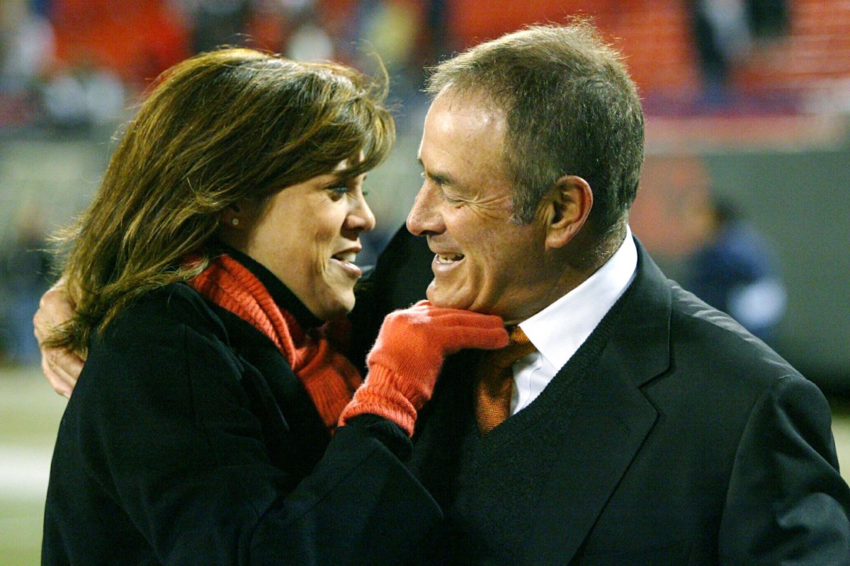 Former NFL reporter Michele Tafoya to run for Senate in Minnesota