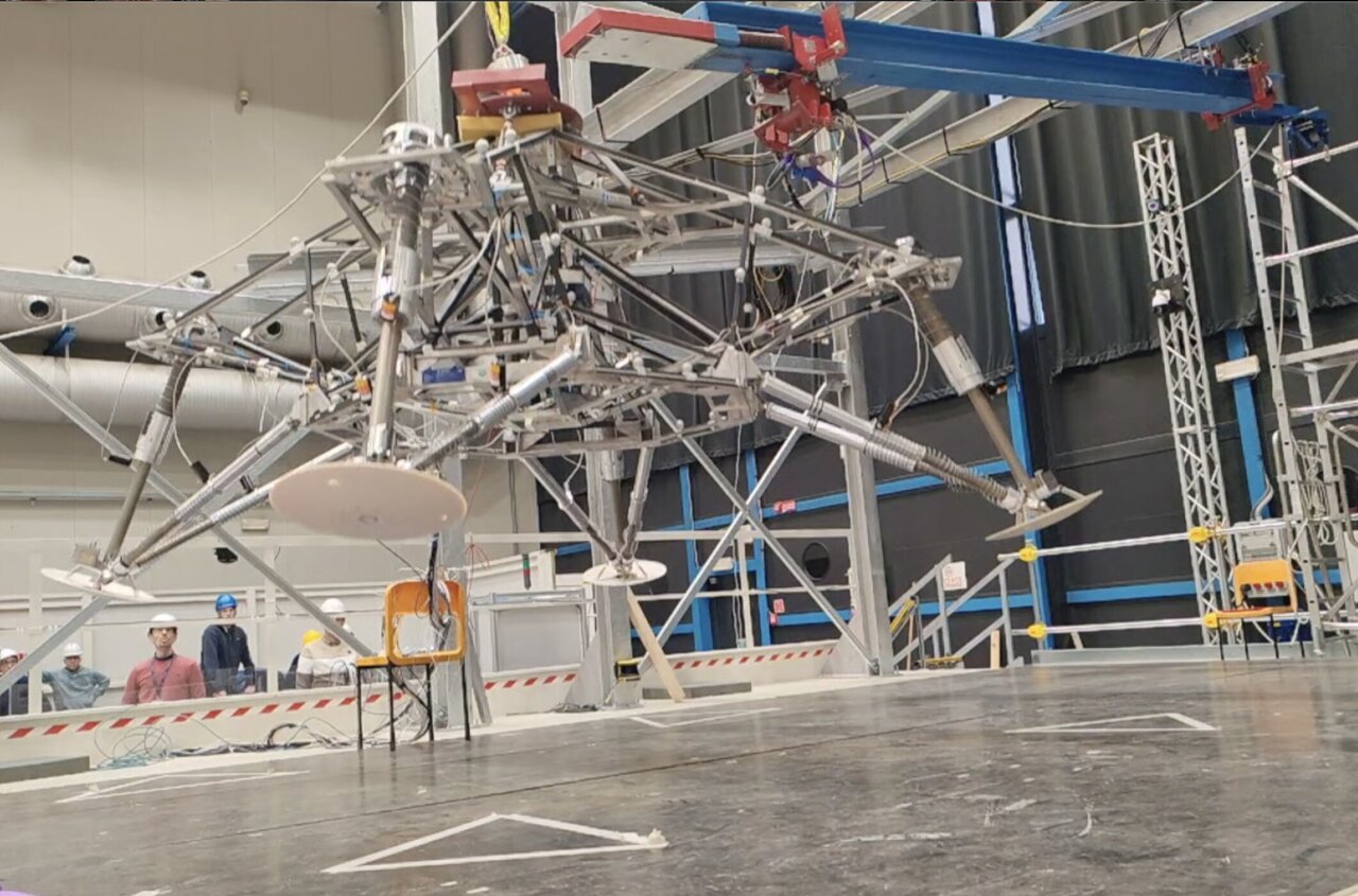 Legs made for a Mars landing