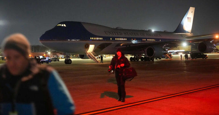 Trump used a backup plane, an Air Force C-32, to reach Zurich — here’s ...