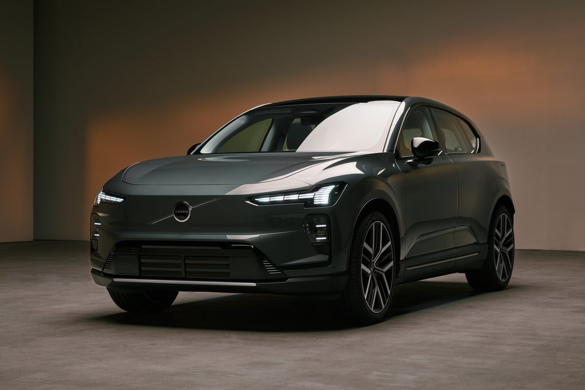 New Volvo EX60 beats BMW iX3 with 503-mile range