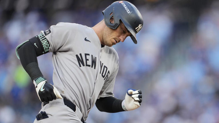 Mets get final Cody Bellinger decision after Luis Robert Jr. trade