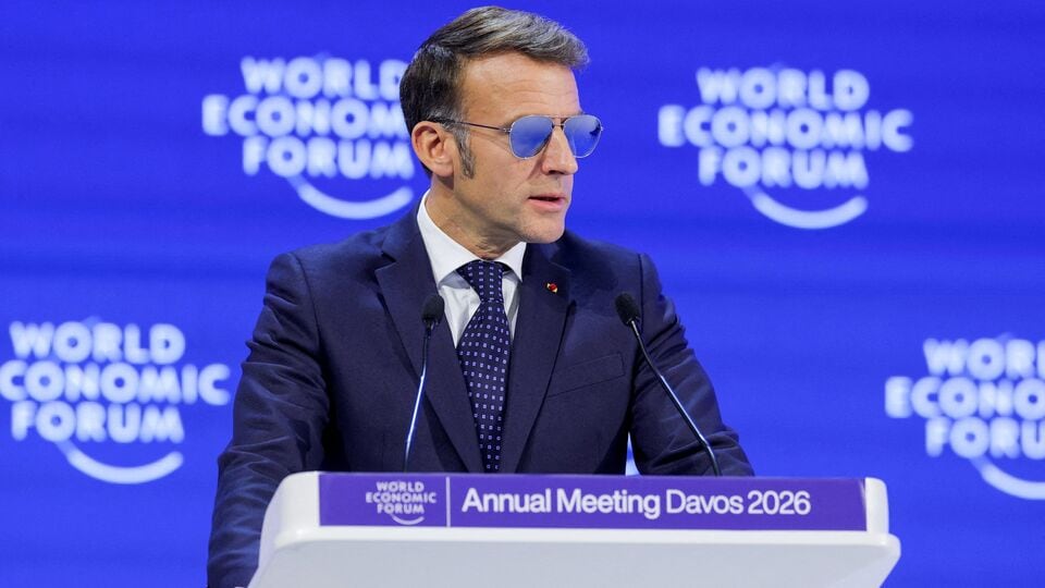 Macron's ₹70,000 sunglasses at WEF in Davos sparks buzz, grabs Trump's ...