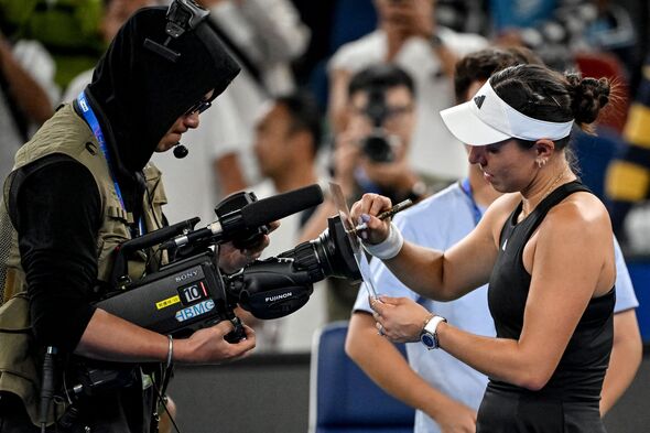Australian Open star confuses commentators with on-camera message about ...