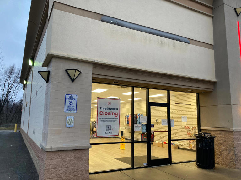 GameStop closing dozens of Florida locations, here's the list