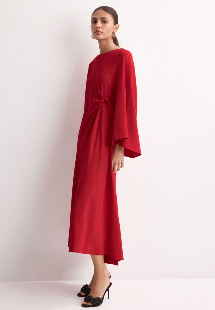 9 of the hottest red dresses to turn heads in this season