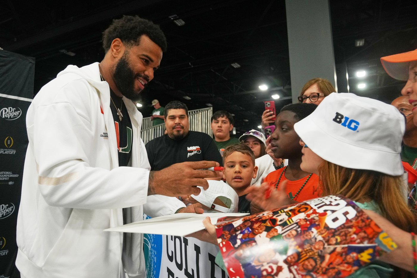 Miami defensive lineman Mesidor still tops CFL Scouting Bureau draft ...