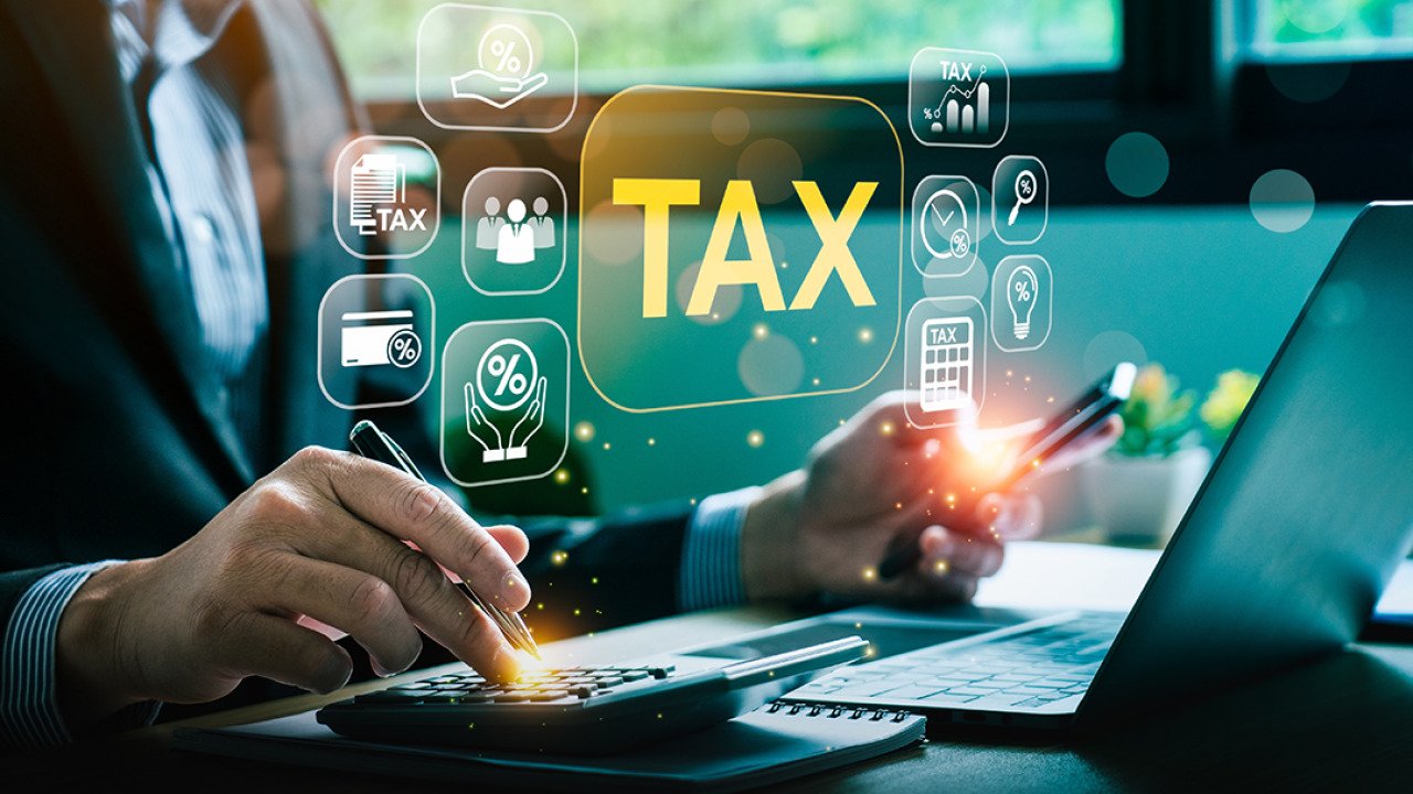 Can you deduct credit card interest for business?