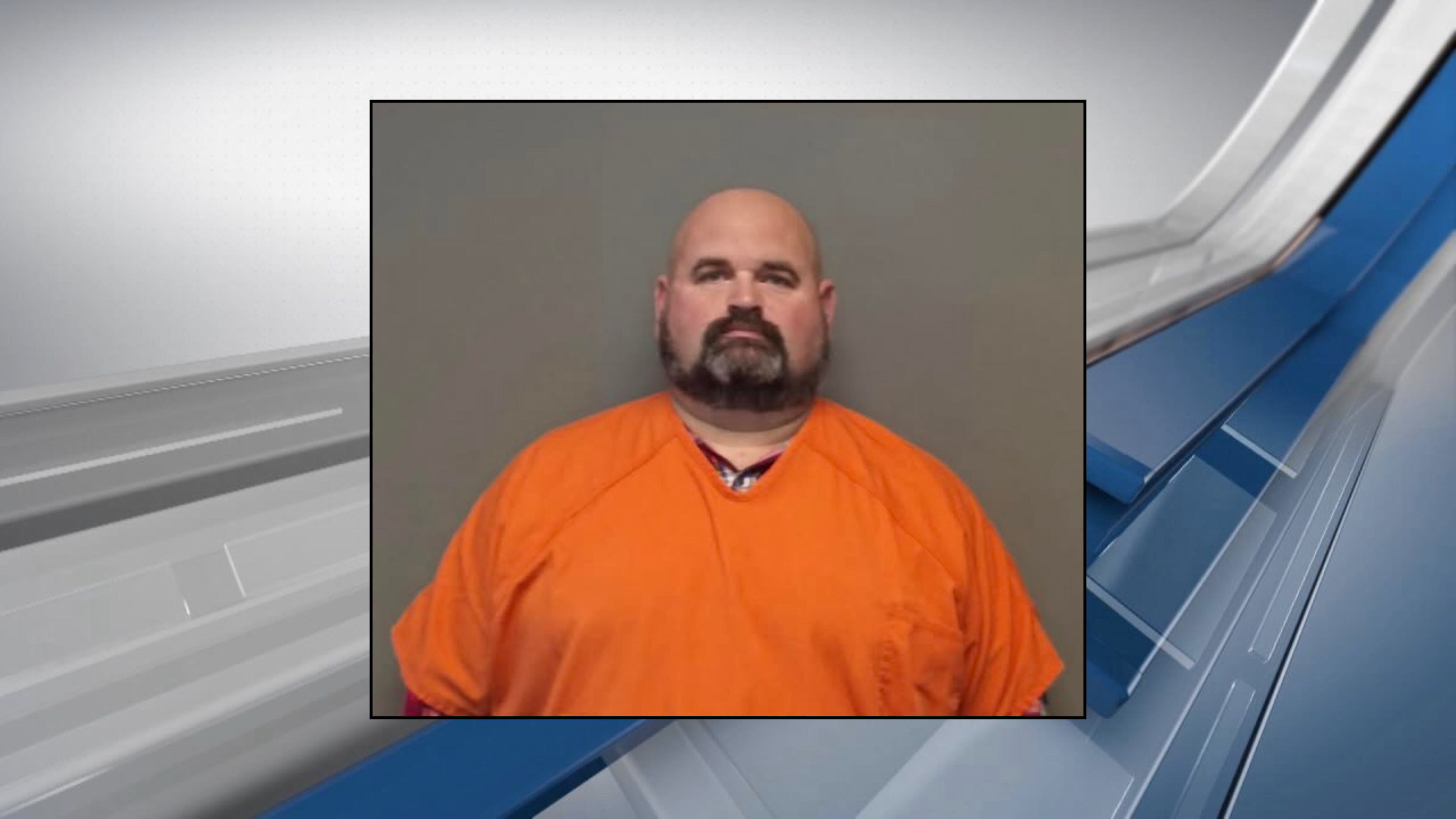 Former 'Lone Star Law' game warden turns himself in after felony ...