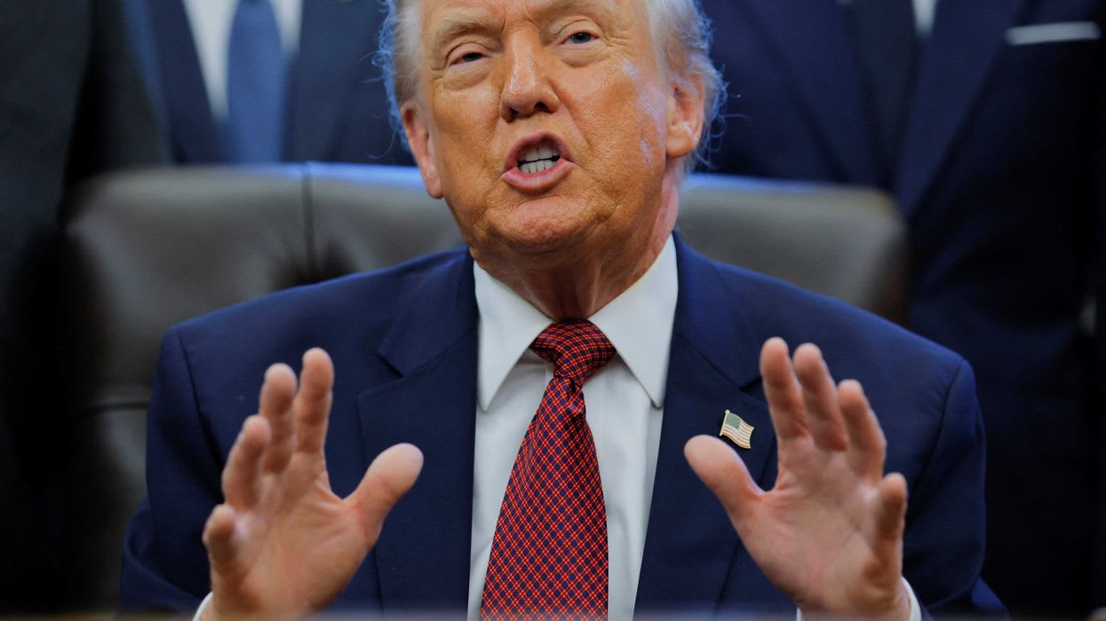 Trump runs White House like a tabloid magazine: biographer