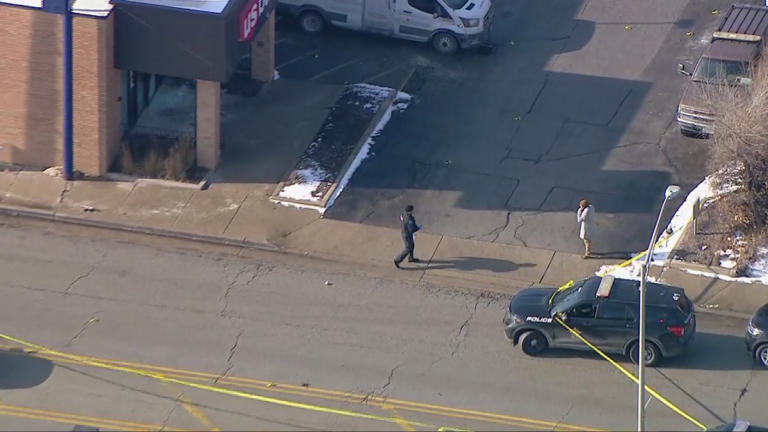 Heavy FBI, police response spotted in Blue Island