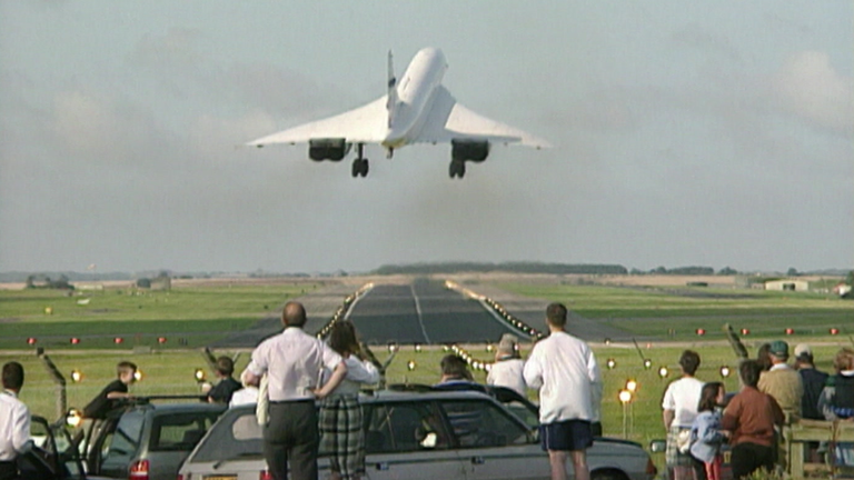 The day 25,000 people turned out to see Concorde