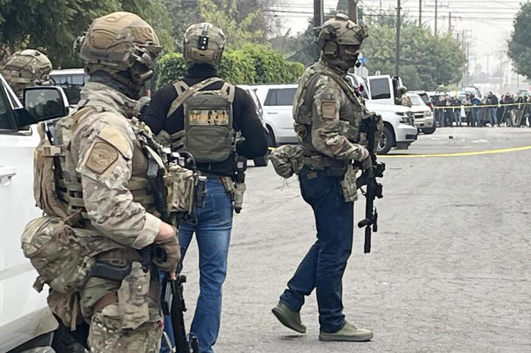 Homeland Security agents open fire during pursuit; suspect crashes car ...