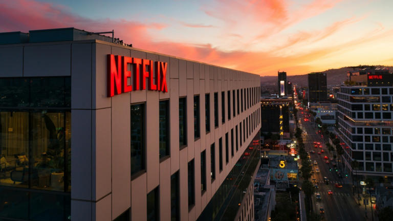 Netflix rips up Warner Bros. Discovery bid and comes back with all-cash ...