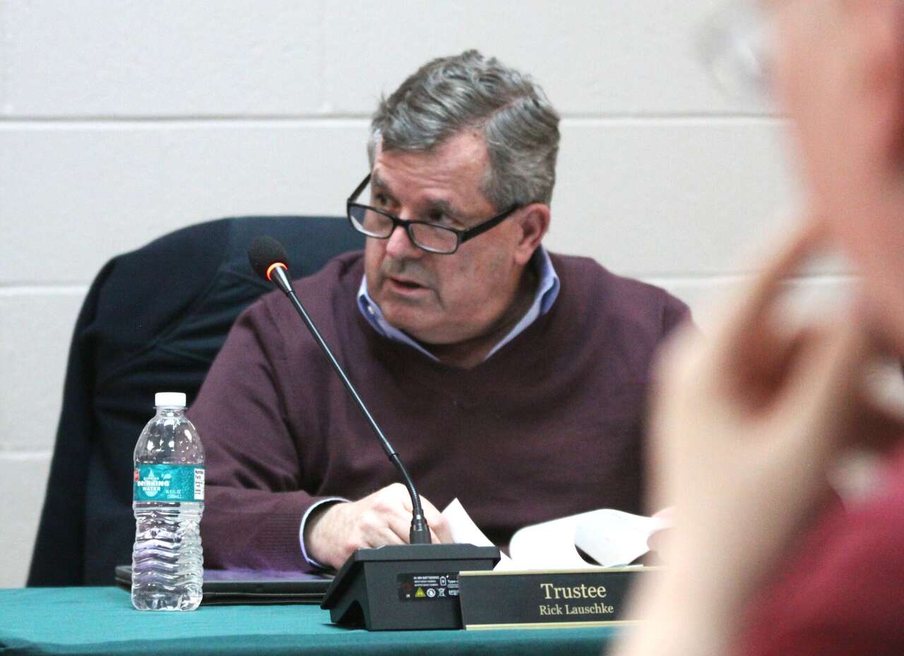 Godfrey imposes 180-day moratorium on data center proposals