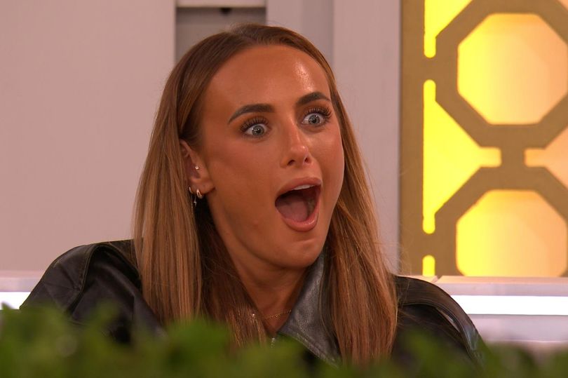 Love Island stars receive unexpected text ahead of 'legendary' appearance