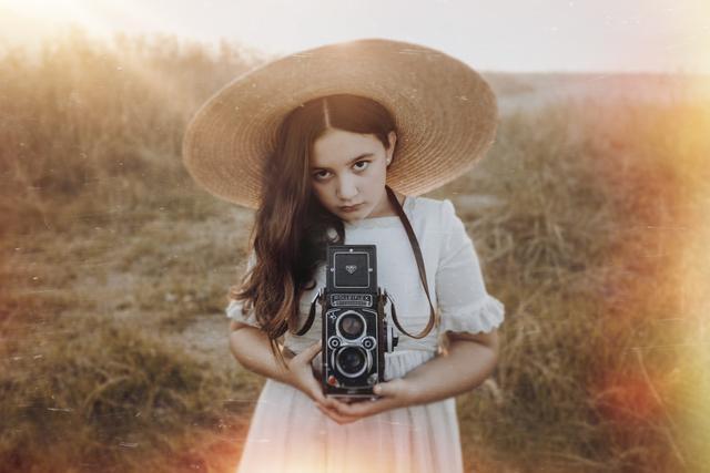 Un asturiano suma siete nominaciones a los Premios Goya de fotografía ...