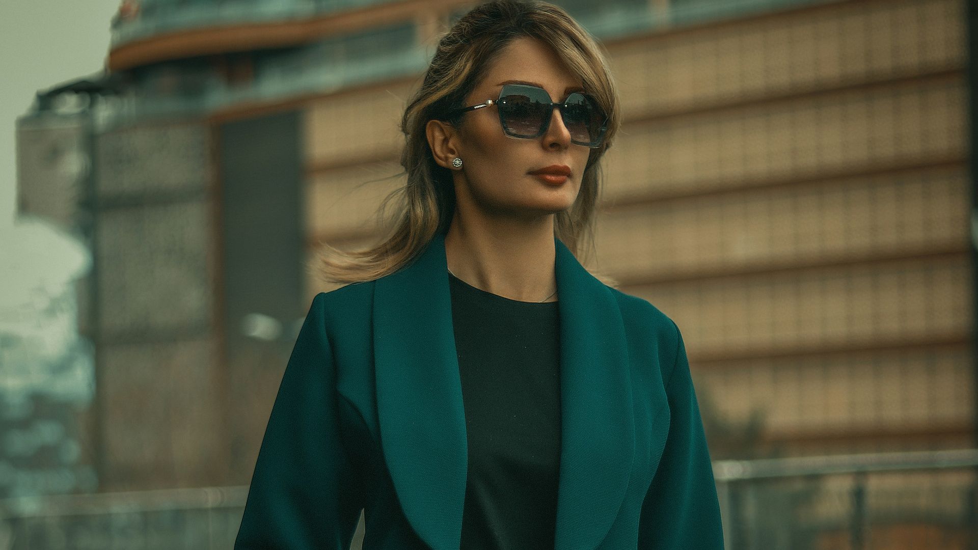 20 fashion tips to look younger after you turn 50