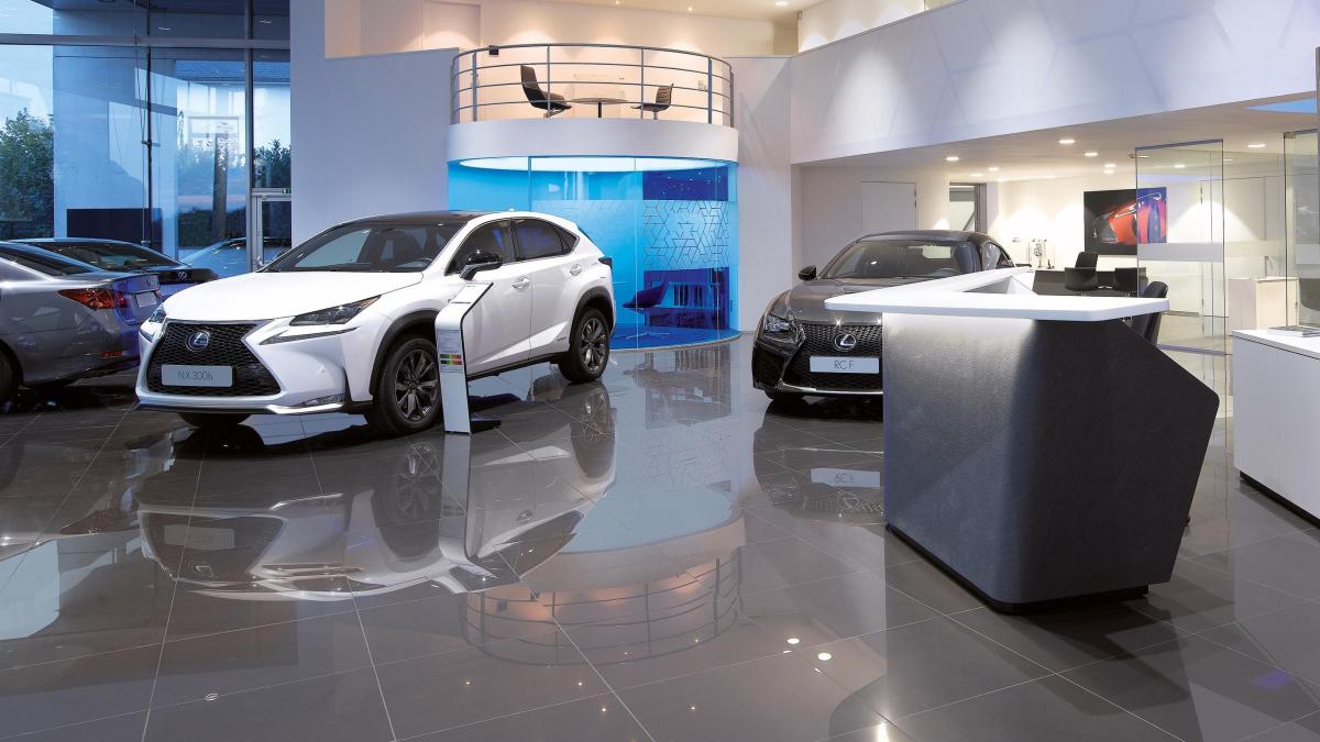 Las ayudas a la compra de un coche se encaminan al mes sin definición