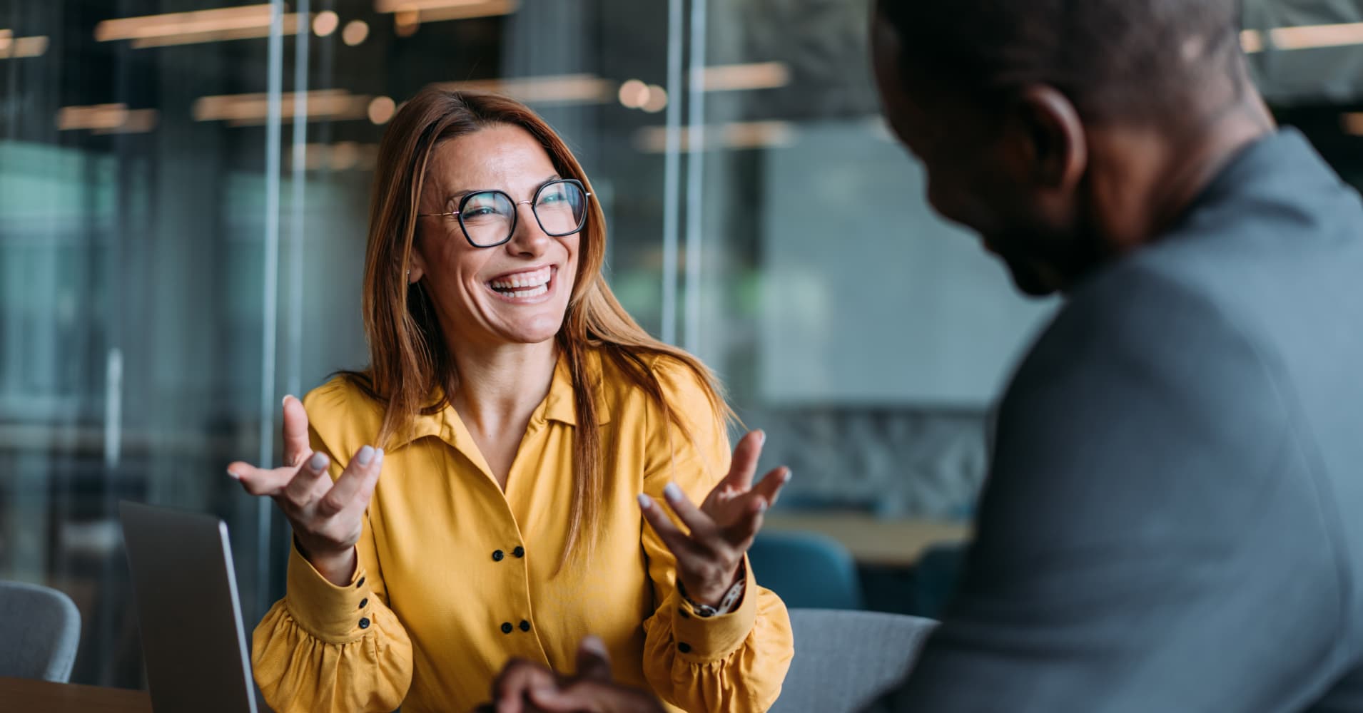 Highly successful people use 5 phrases when talking to their bosses ...