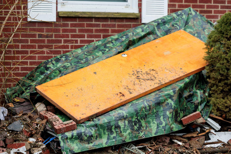 30-hour standoff: Ypsilanti city leaders debate condemning police tactics