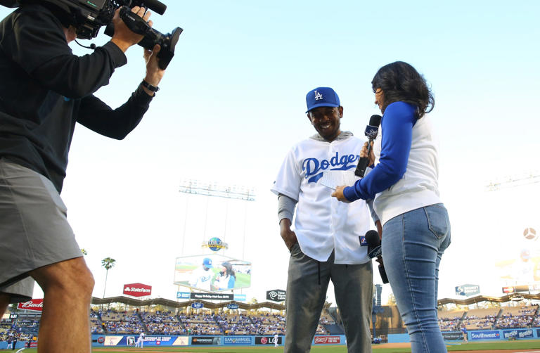 2026 Grammy Awards odds: Who will win album of the year, best new artist?