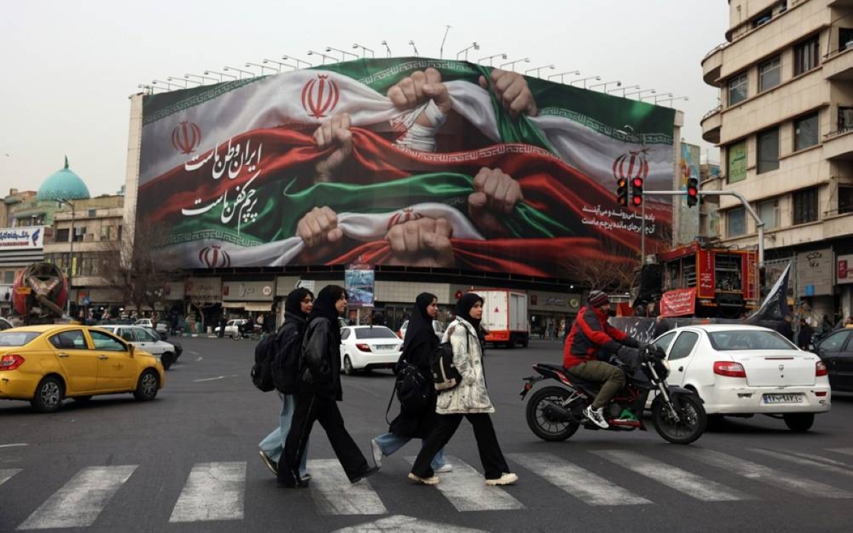 Trump, Tehran vow war in response to assassination threats