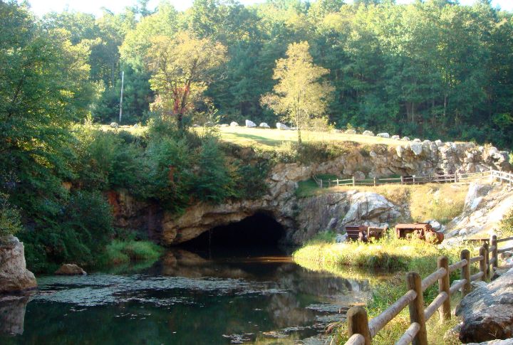 The top 14 rock collecting sites in the US
