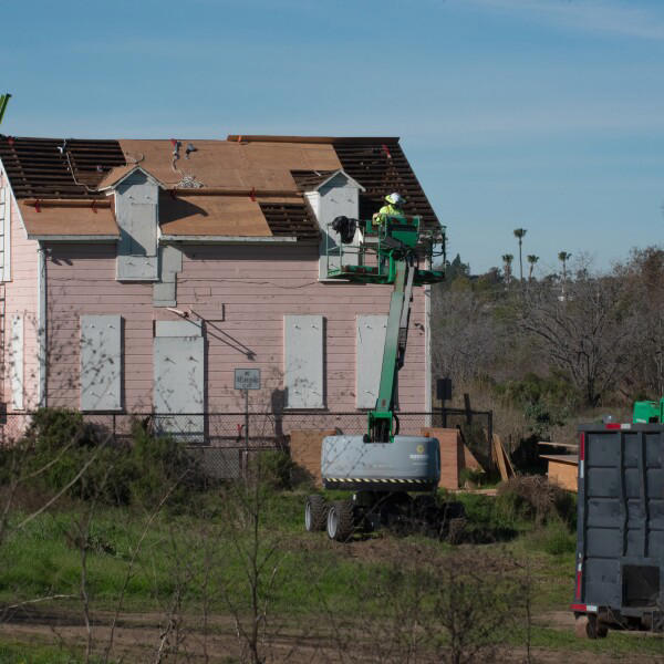 San Marcos' historic 'pink house' is getting a new roof