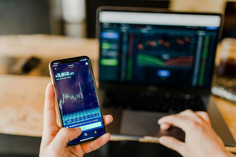 The best apps for saving, investing, and building wealth in 2026