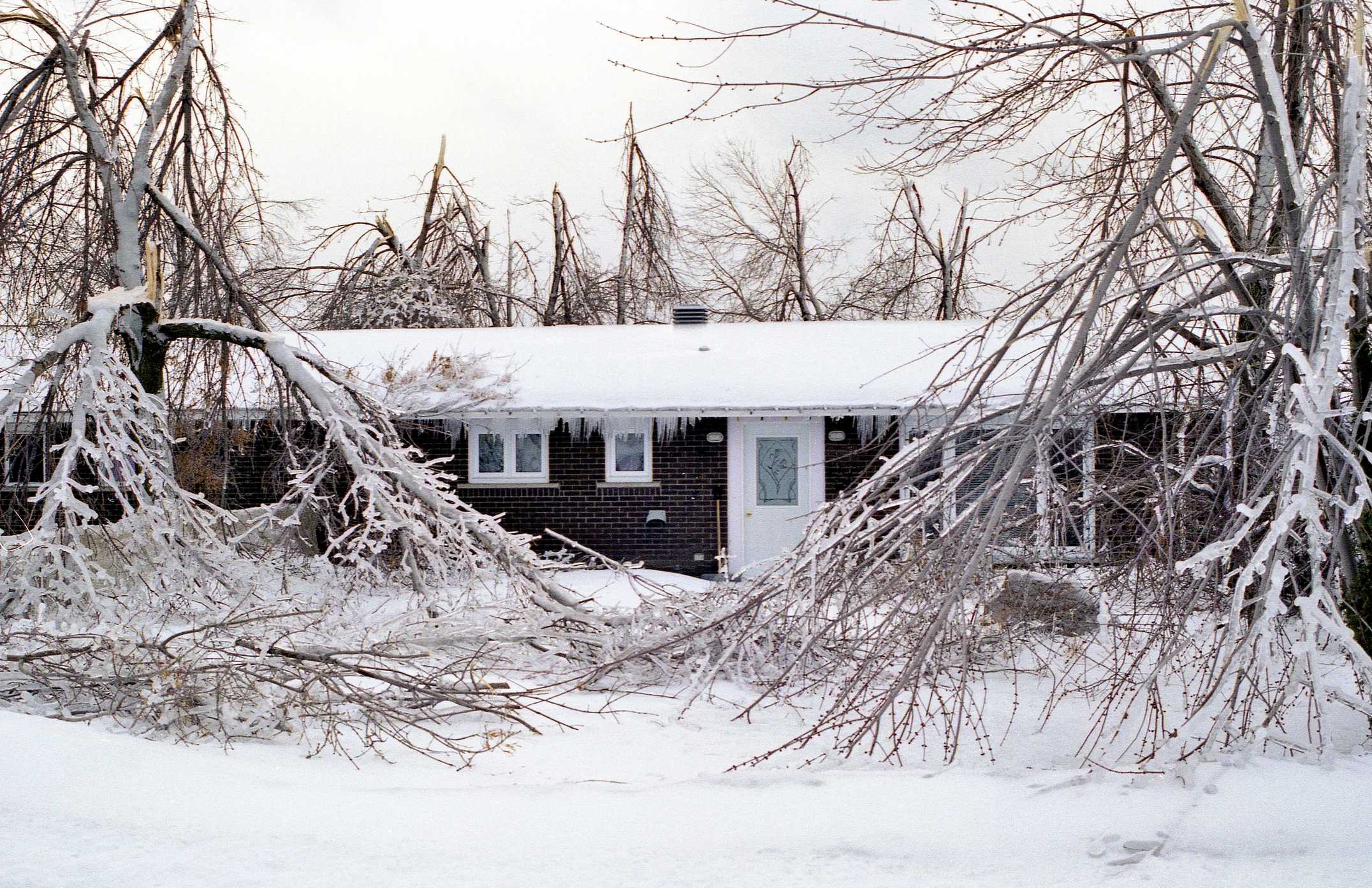 Here’s what supplies you need at home to prepare for a winter storm
