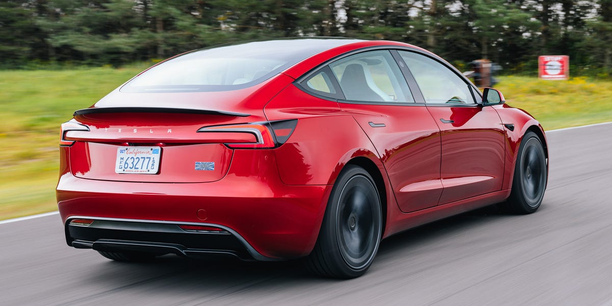 New 'autonomous car insurance' promises to cut Tesla full self-driving ...