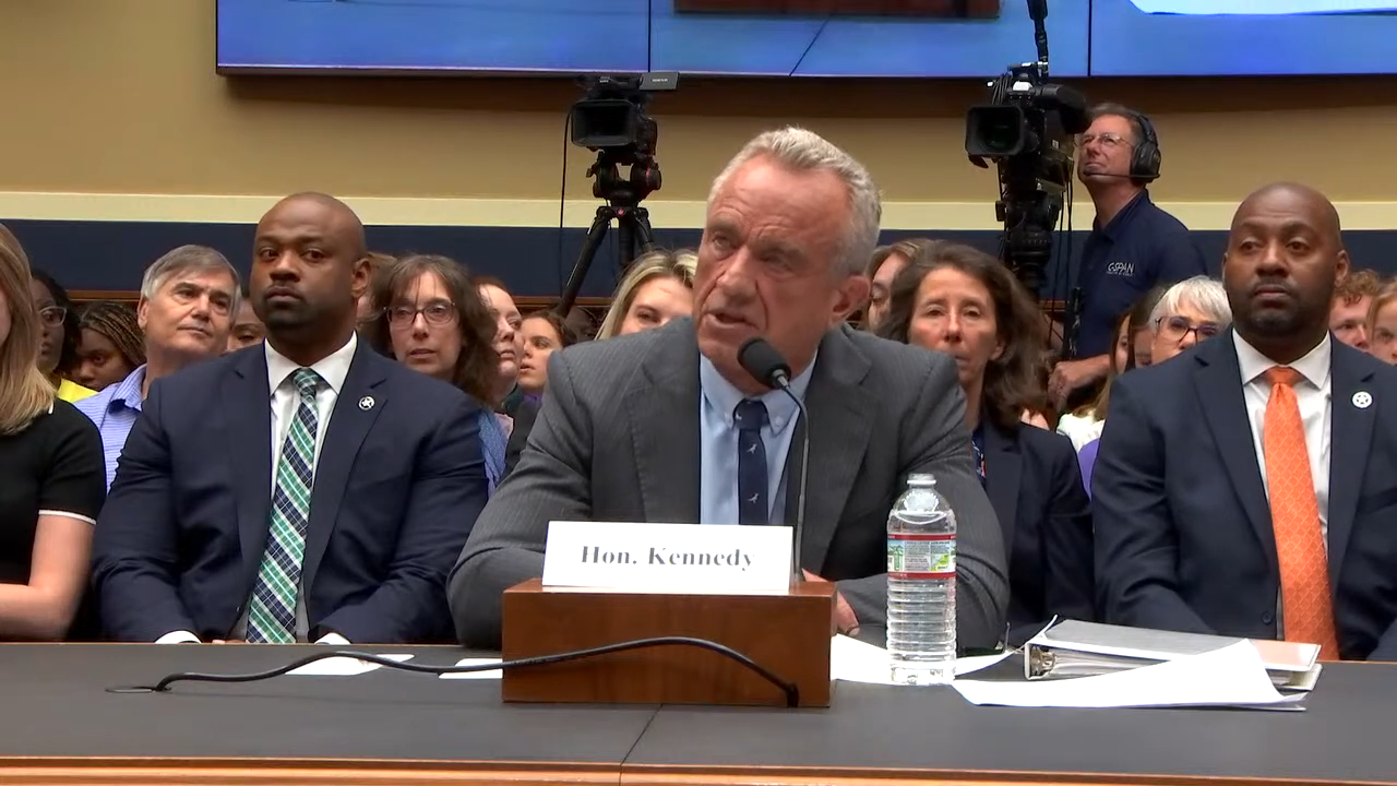 'I did not fact-check them': RFK Jr. walks into his own grave as he ...