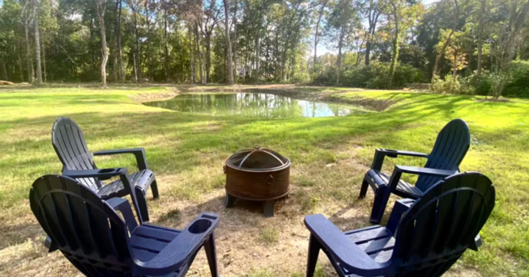 The Coziest Cabin in Louisiana? This Airbnb's Hot Tub Say Yes